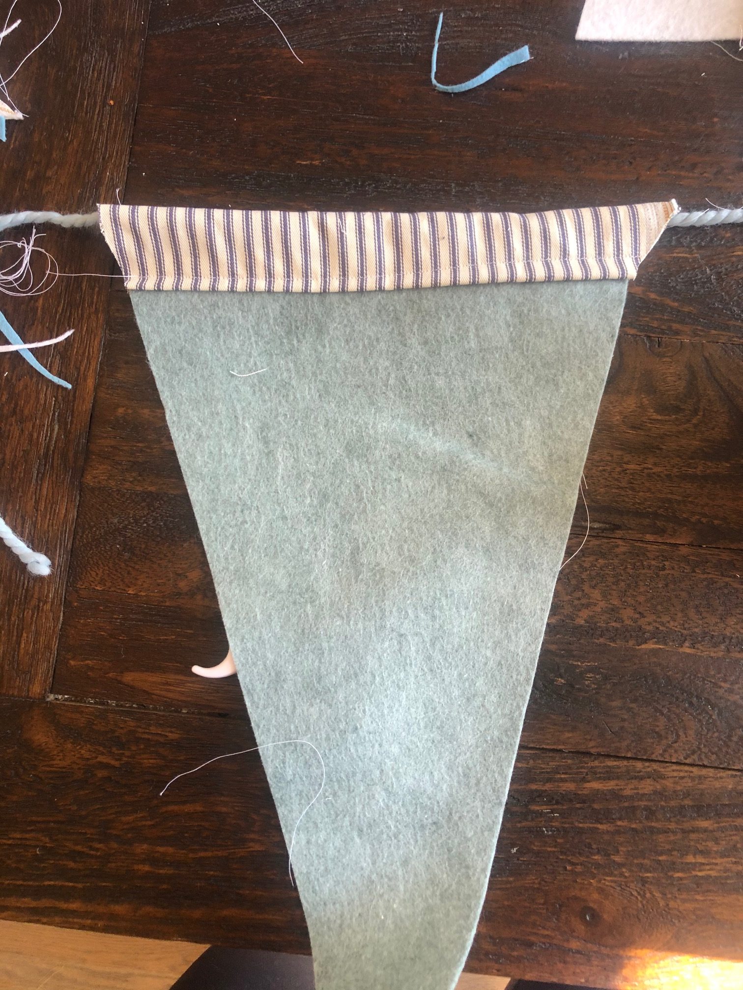 How to Make Charming And Personalized DIY Pennant Flag Banner - House ...